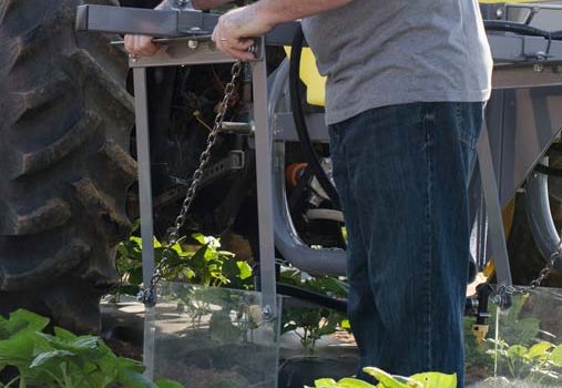 3PT Shielded Boom Sprayers | CropCare®